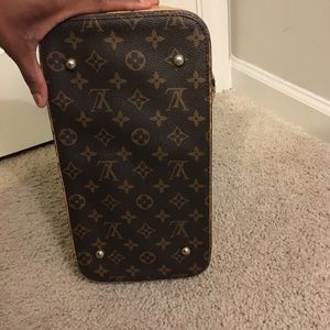Bags | Louis Vuitton Hand Bag | Poshmark